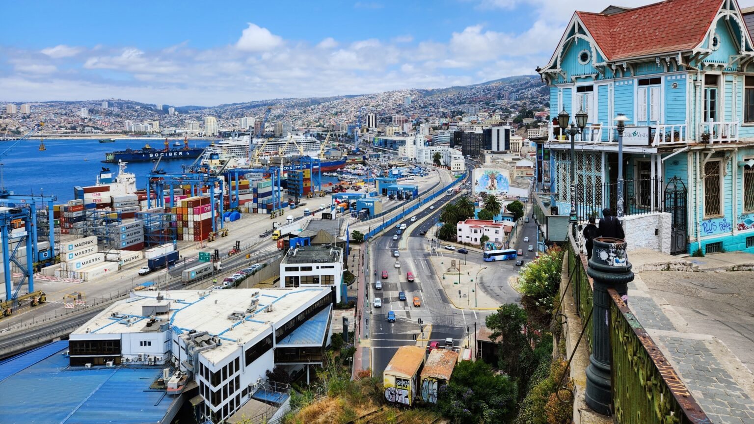 Ultimate Valparaíso Travel Guide - Going Somewhere